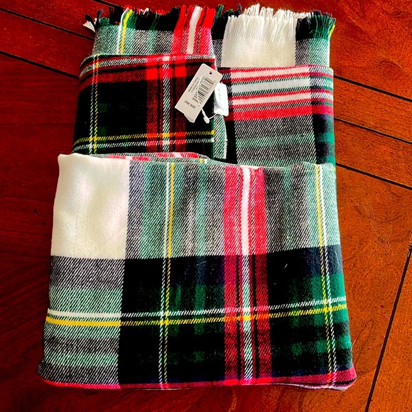 GAP | Accessories | Gap Plaid Scarf Colors Are Green Red Black And ...